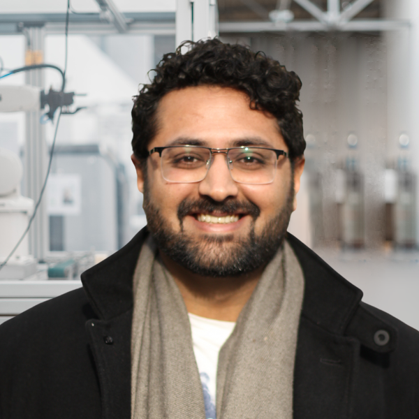 Hussain Abid Syed | Demonstratoren-Management